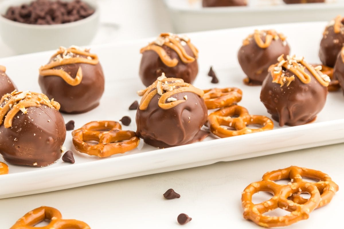 Peanut Butter Pretzel Balls - JCP Eats